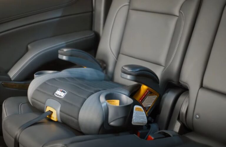 Kada se koristi buster sedište? Saveti Za Bezbednu Vožnju I Udobnost